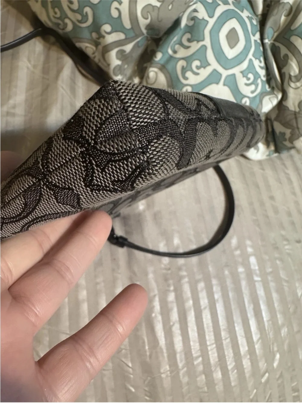 Coach | Bags | Coach Black And Gray Signature Messenger Crossbody ...